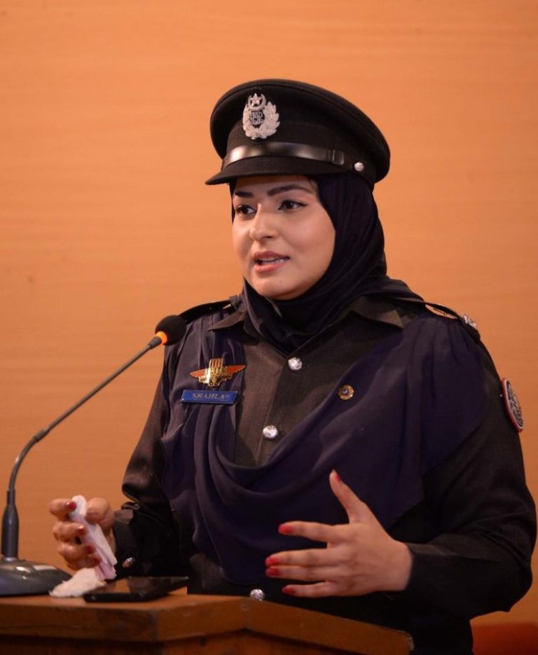 How Women Police Officers Are Treated In Pakistan?
